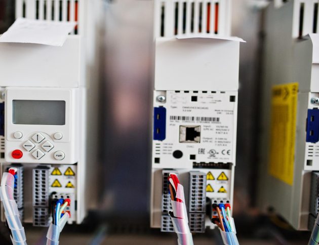 Everything You Need to Know About Types of Power Factor Correction – ECSKSA